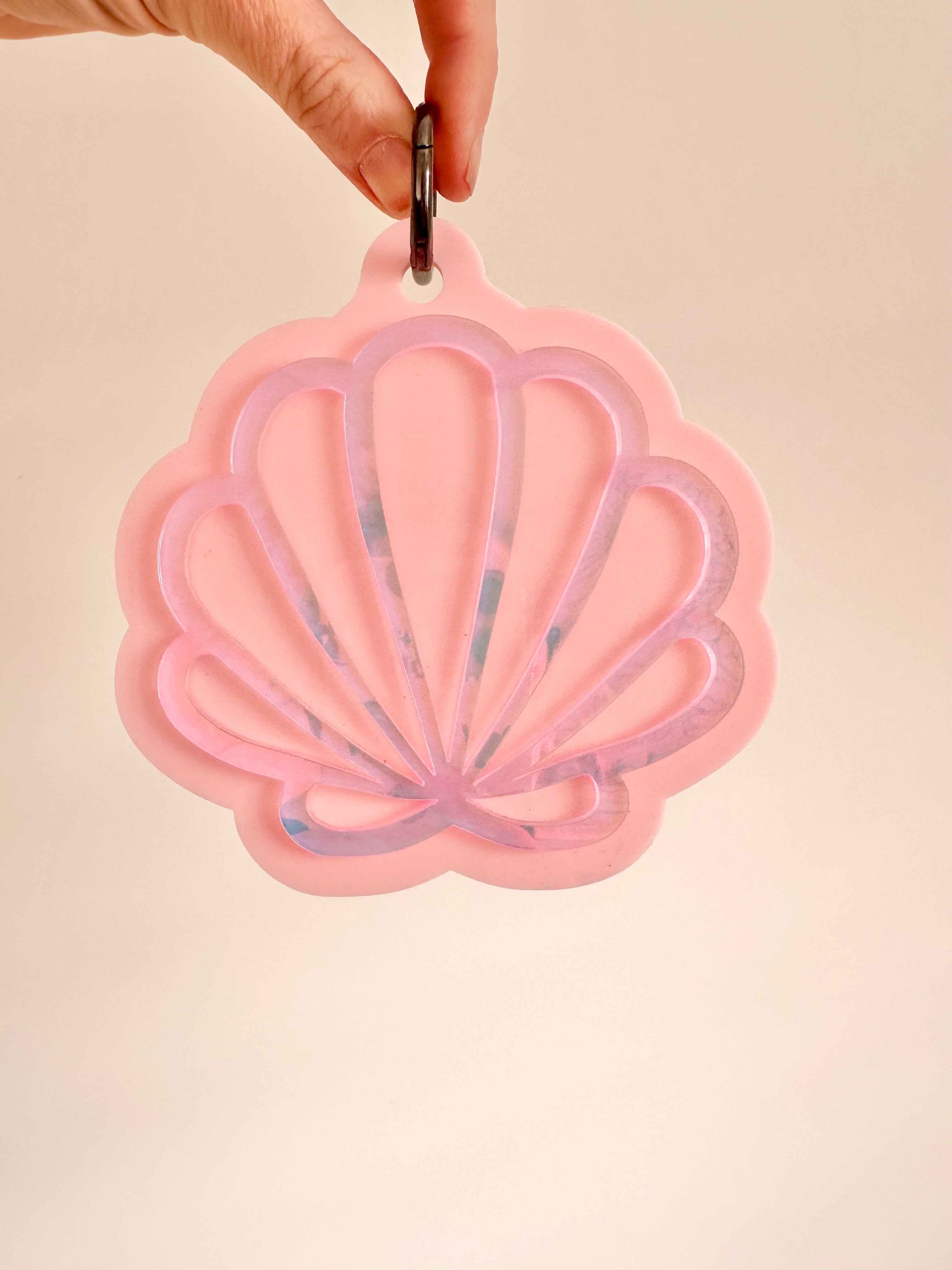 Shell Bag Tag | L.A Neon – Little Abodes Interiors